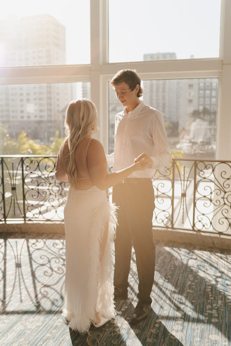 Tampa Engagement Photos with Linde and Jacob | Tampa Engagement ...